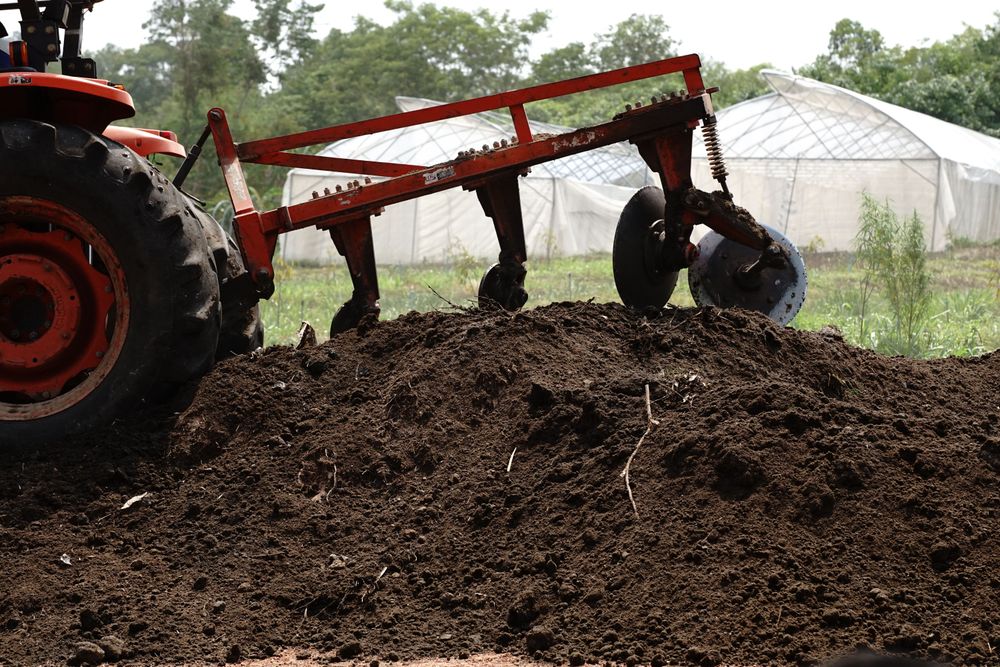 Compost manure and farm waste - CH4 Pathways